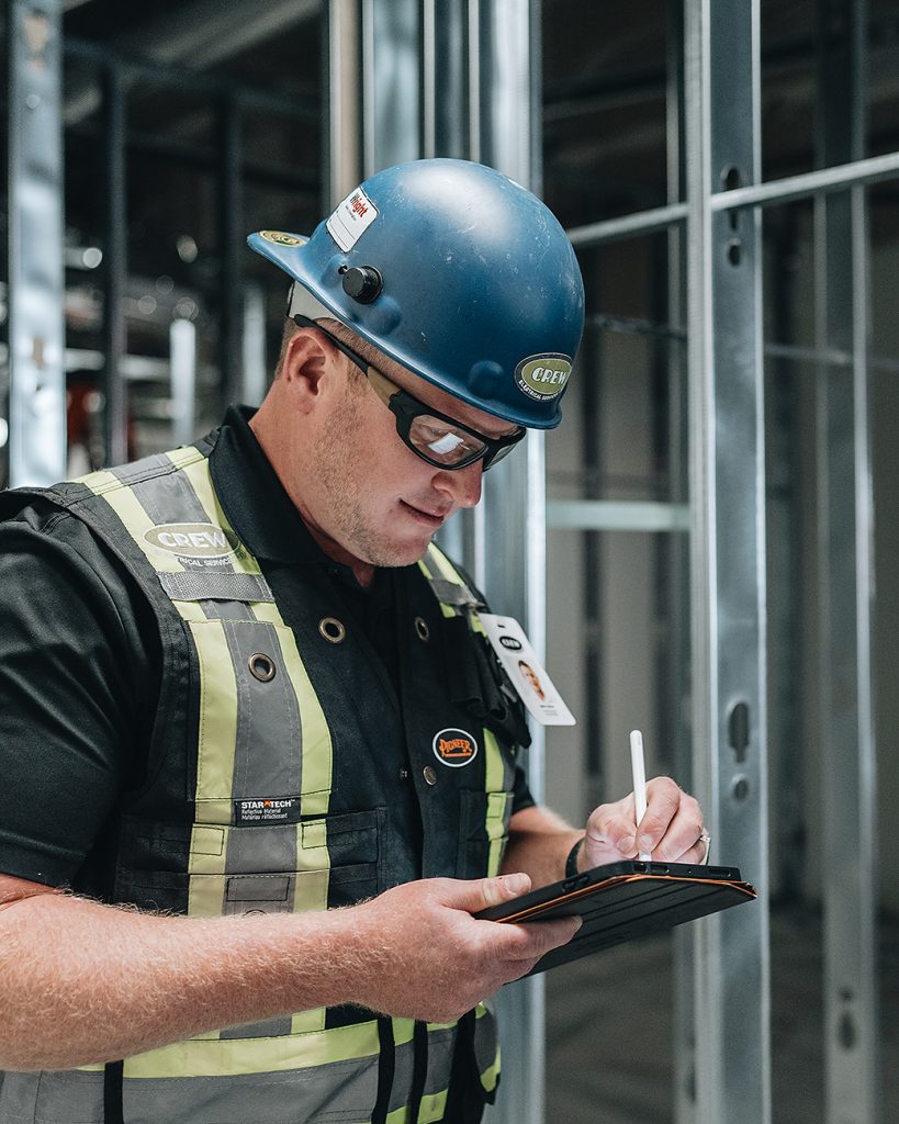 Top Rated Electrician in Calgary | Crew Electrical Services